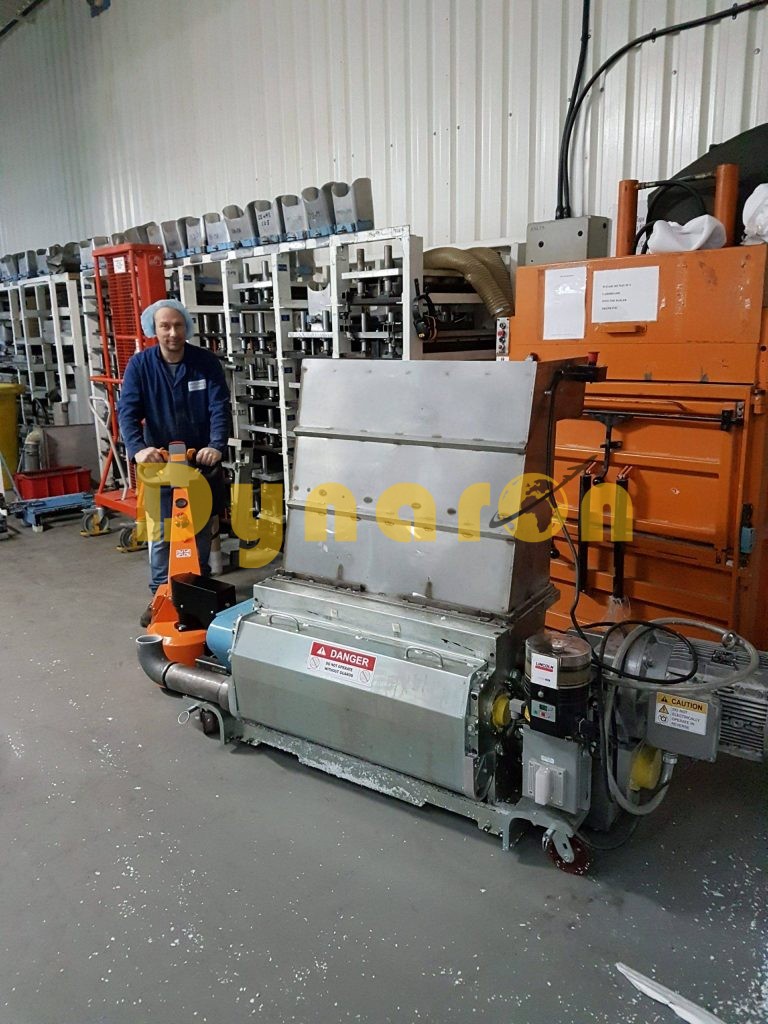 Compact Electric Tug – 2 Tons – Dynaron Shop